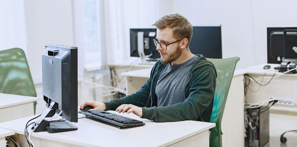 10 Ways Beginners Can Start the Process of Learning AI Programming