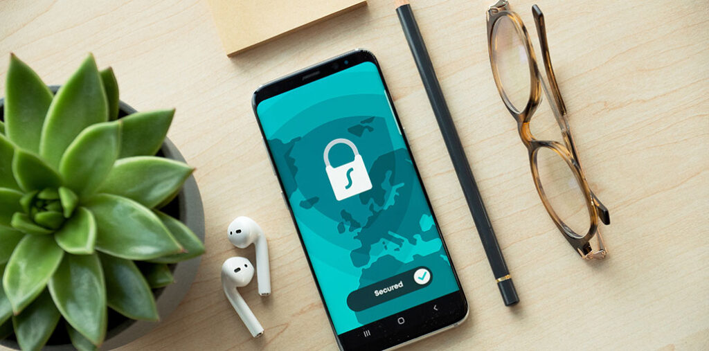 5 Cybersecurity Tips to Safeguard Your Summer Vacation