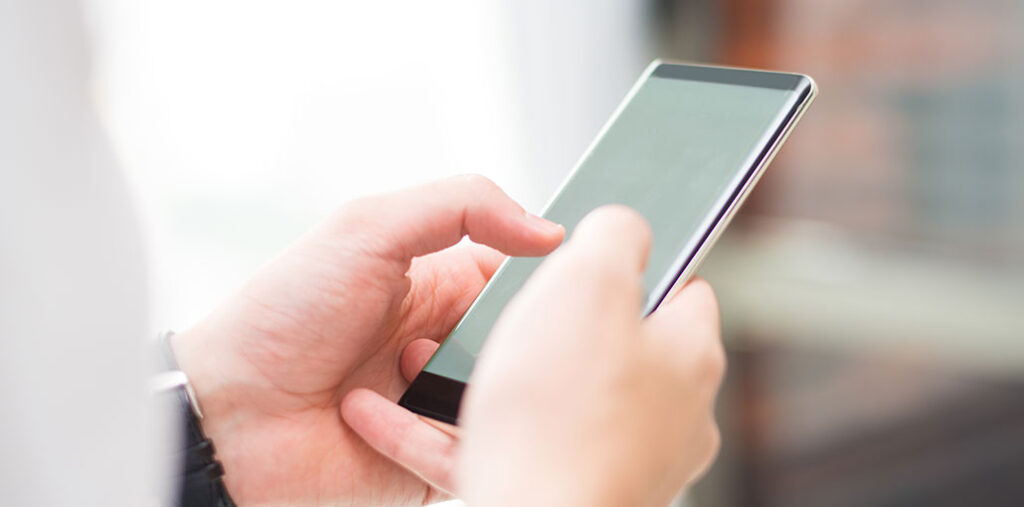 Avoid Doomscrolling With These 5 Phone Break Ideas