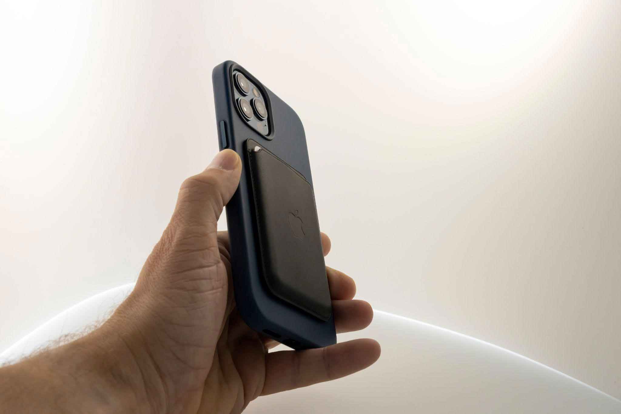 7 Must-Have iPhone Accessories