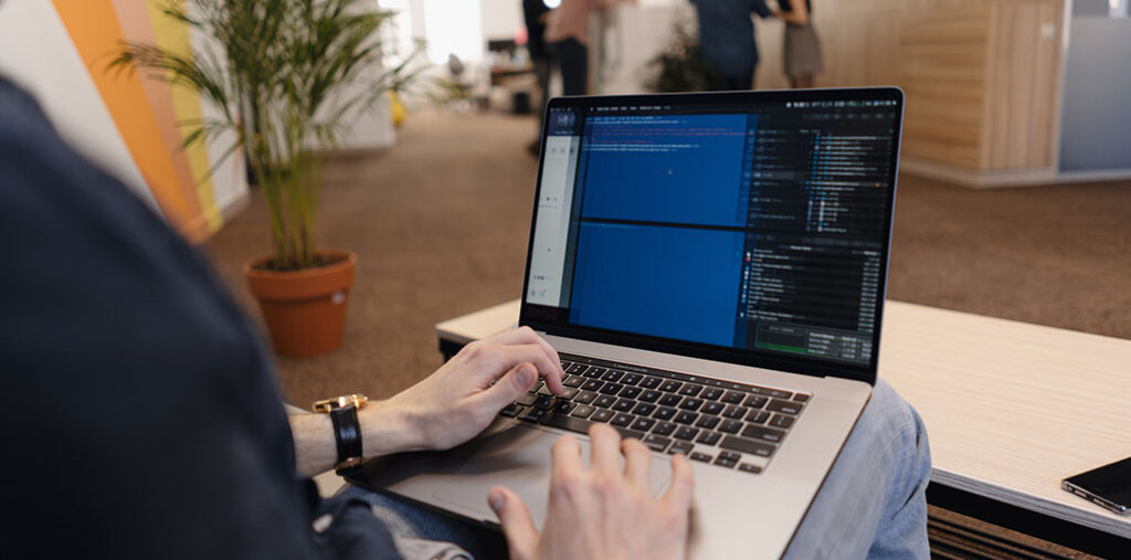 8 Best Generative AI Tools in Code Generation/Coding
